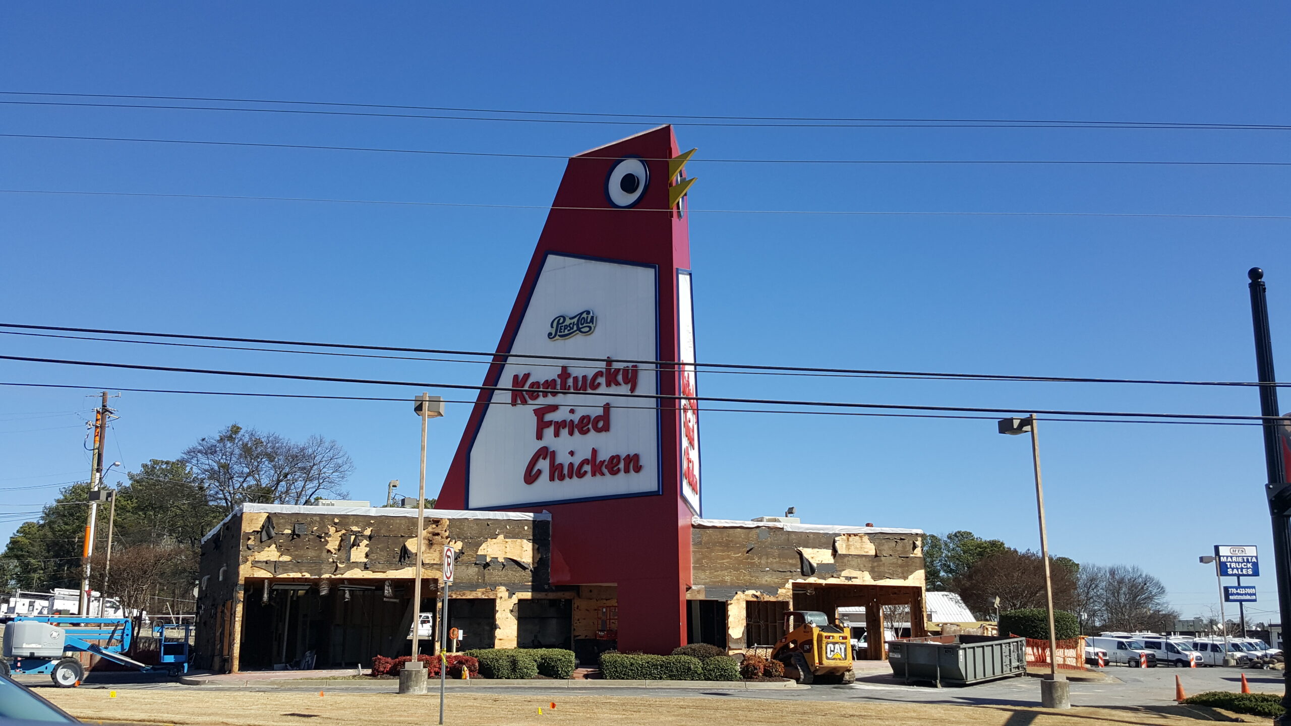 Big Chicken closed for refurbishment - Sightseers' Delight