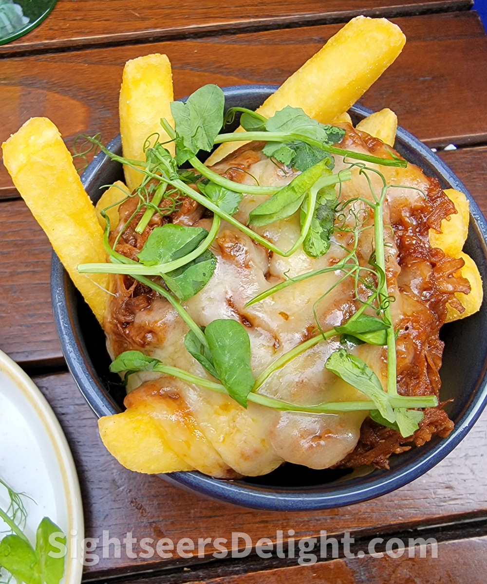 The Clachan - London Dining Guide - Sightseers' Delight