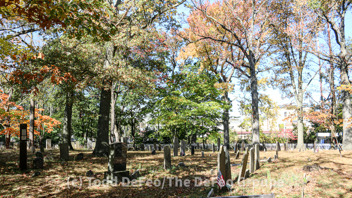 Old Colonial Cemetery of Metuchen – Sightseers' Delight